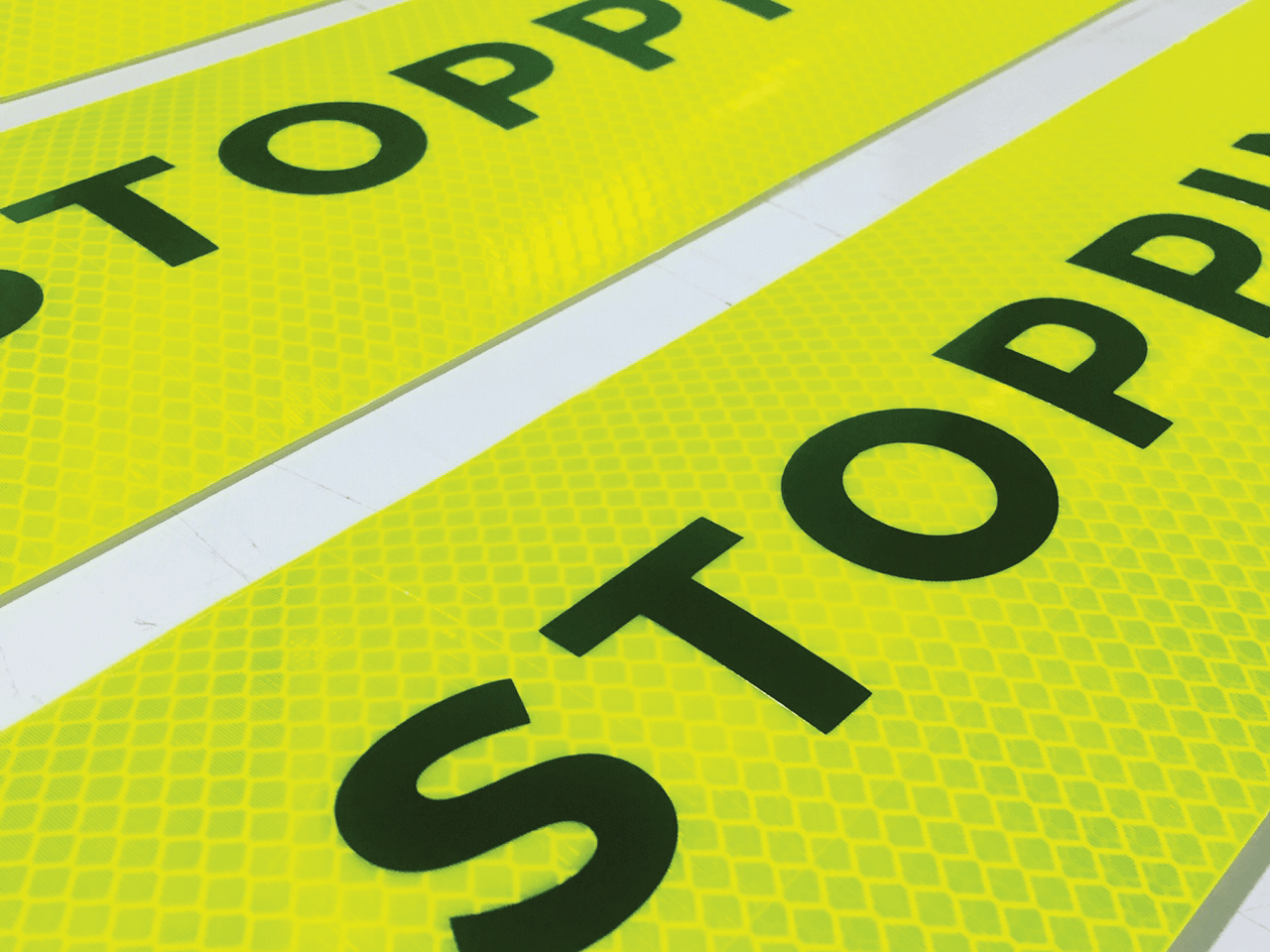 Design Print Signage Install Home - Startup Visuals